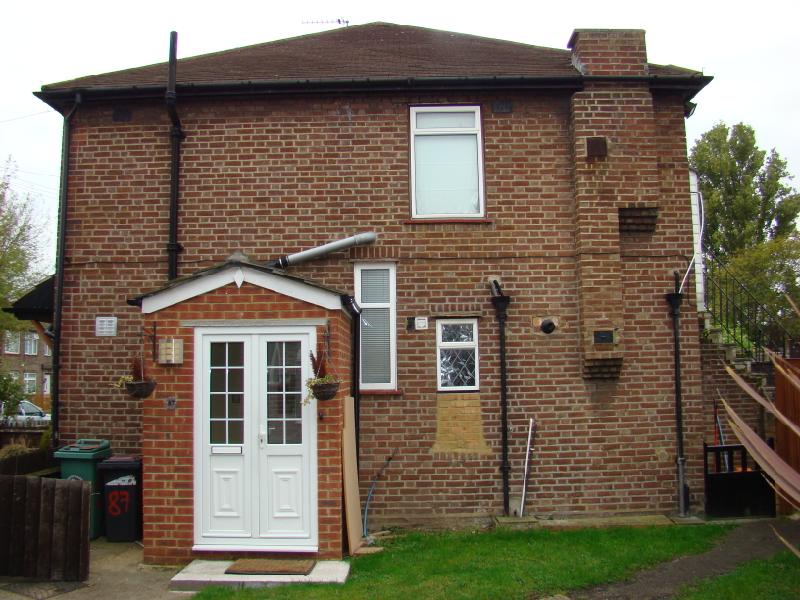 Botwell Crescent, Hayes - Stones Property